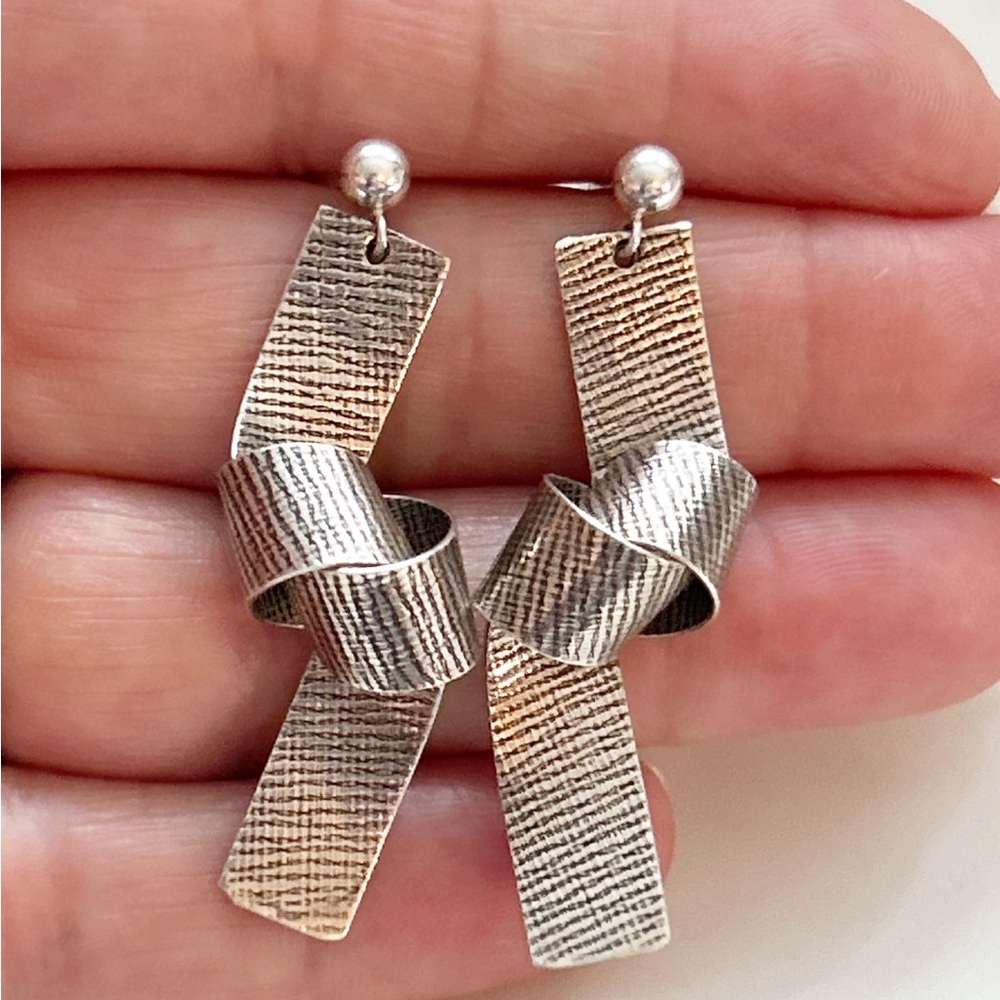 Navajo Steve Yellowhorse Textured Sterling Silver Kno… - Gem